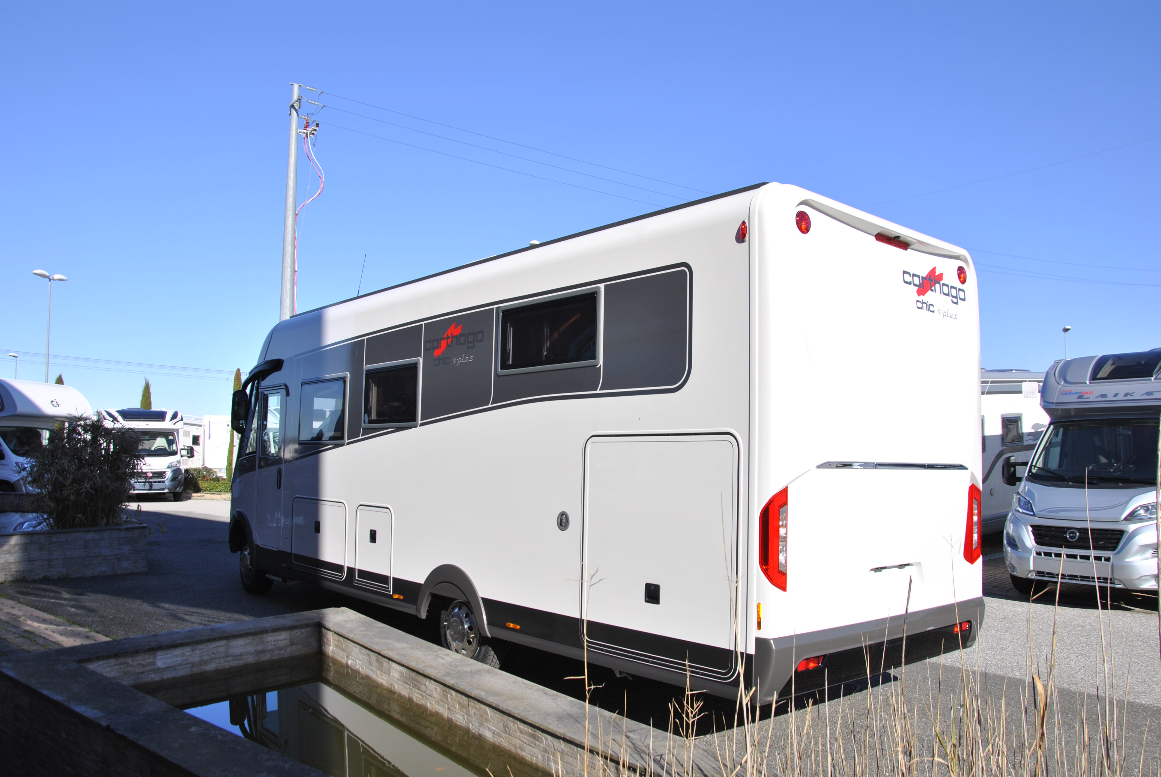 Camper Motorhome Carthago S Plus 52 motorhome di fascia alta allestito ...