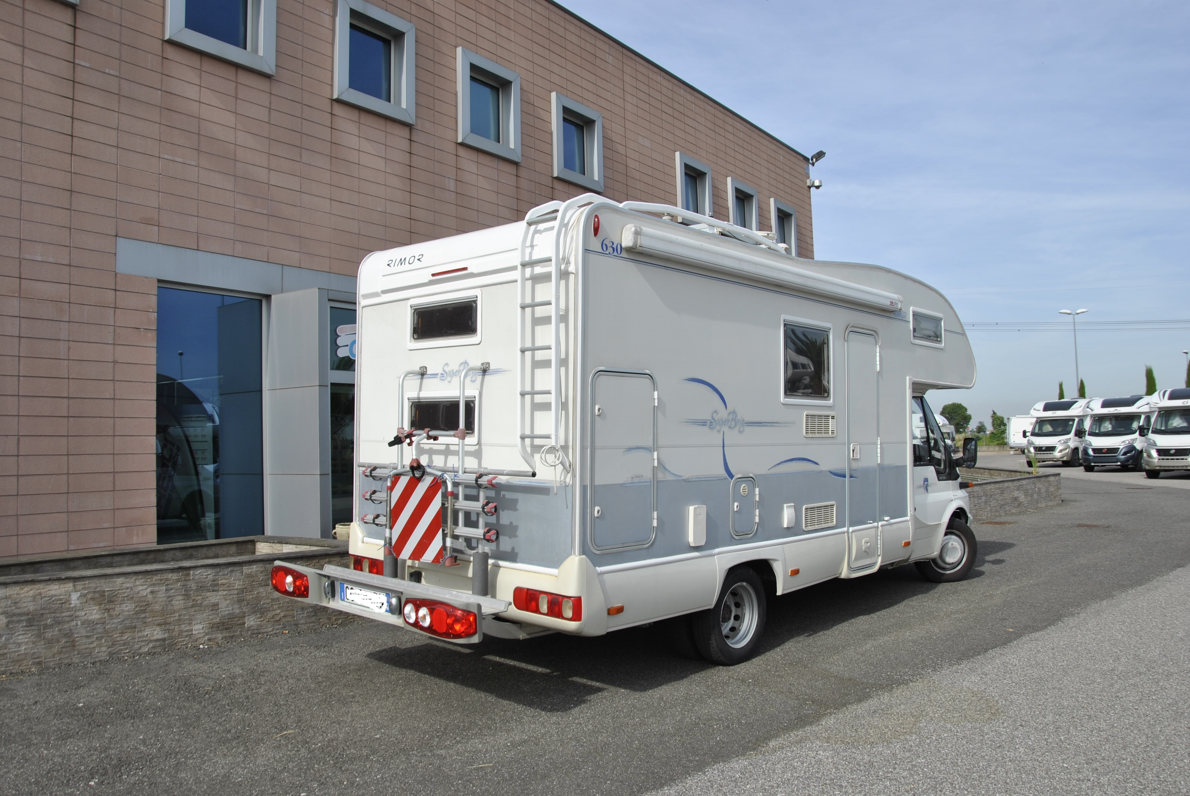 Camper Mansardato Rimor Superbrig 630 mansardato lungo meno di 7 metri ...