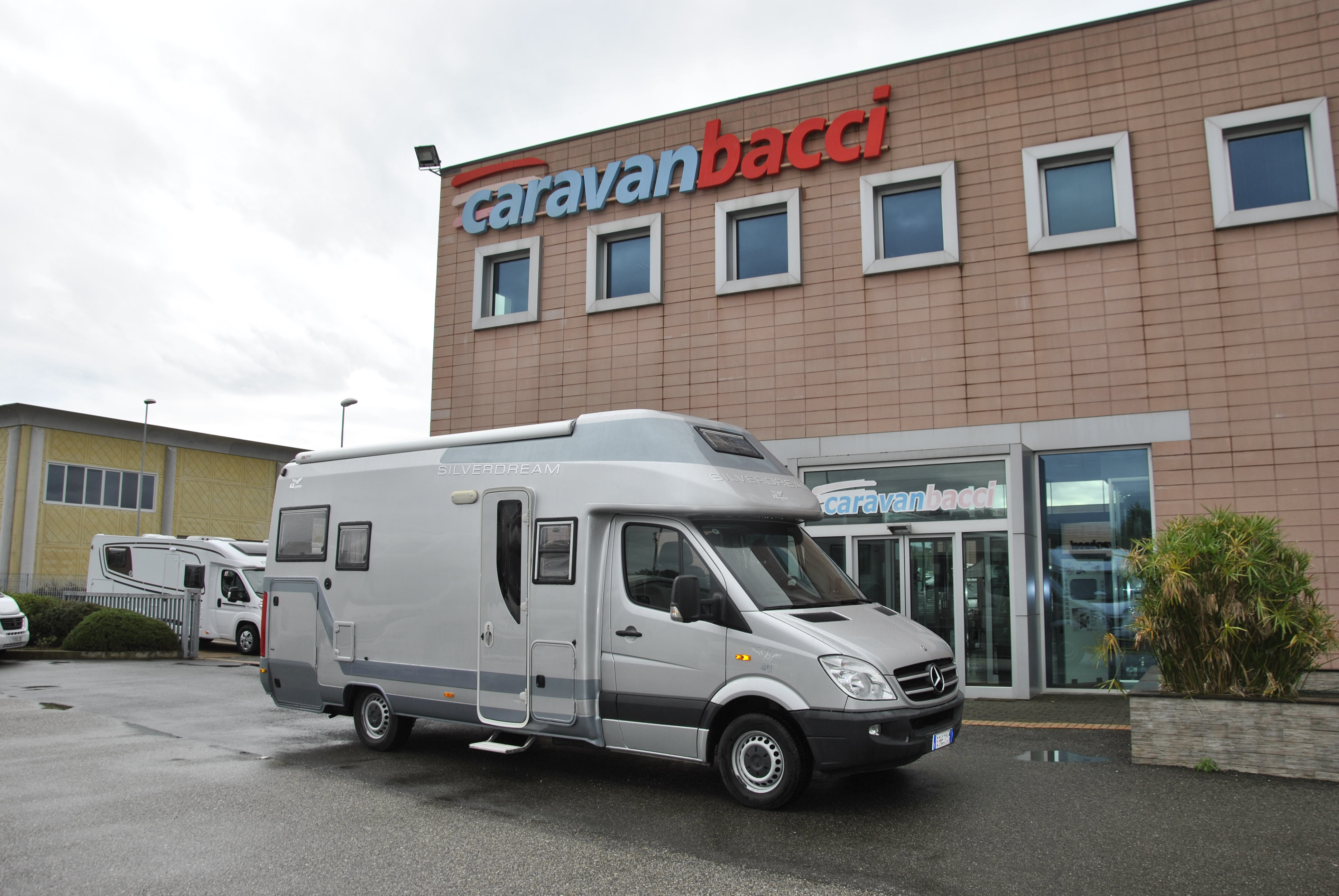 Camper Semintegrale Az System Silverdream semintegrale monoscocca con ...