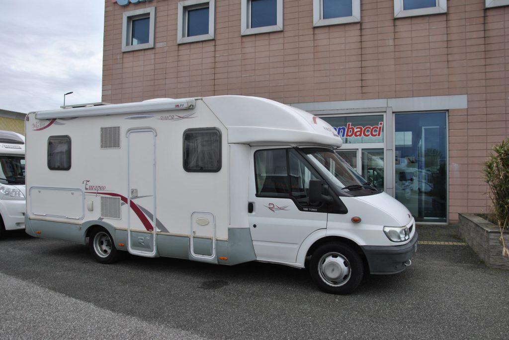 Camper Semintegrale Rimor Europeo NG 16P - Caravanbacci Rimor Europeo ...