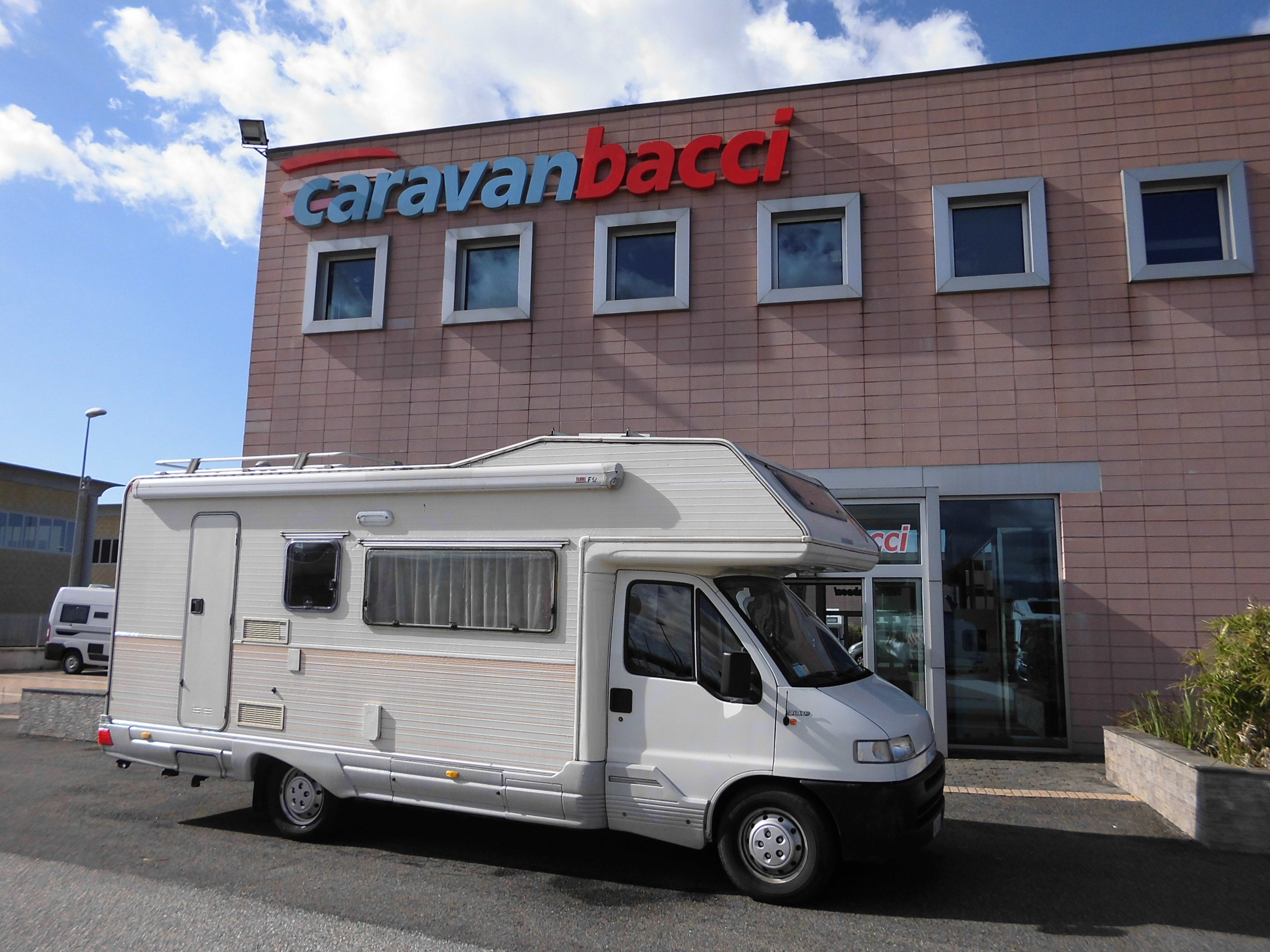 Camper Mansardato CI 7 - Caravanbacci