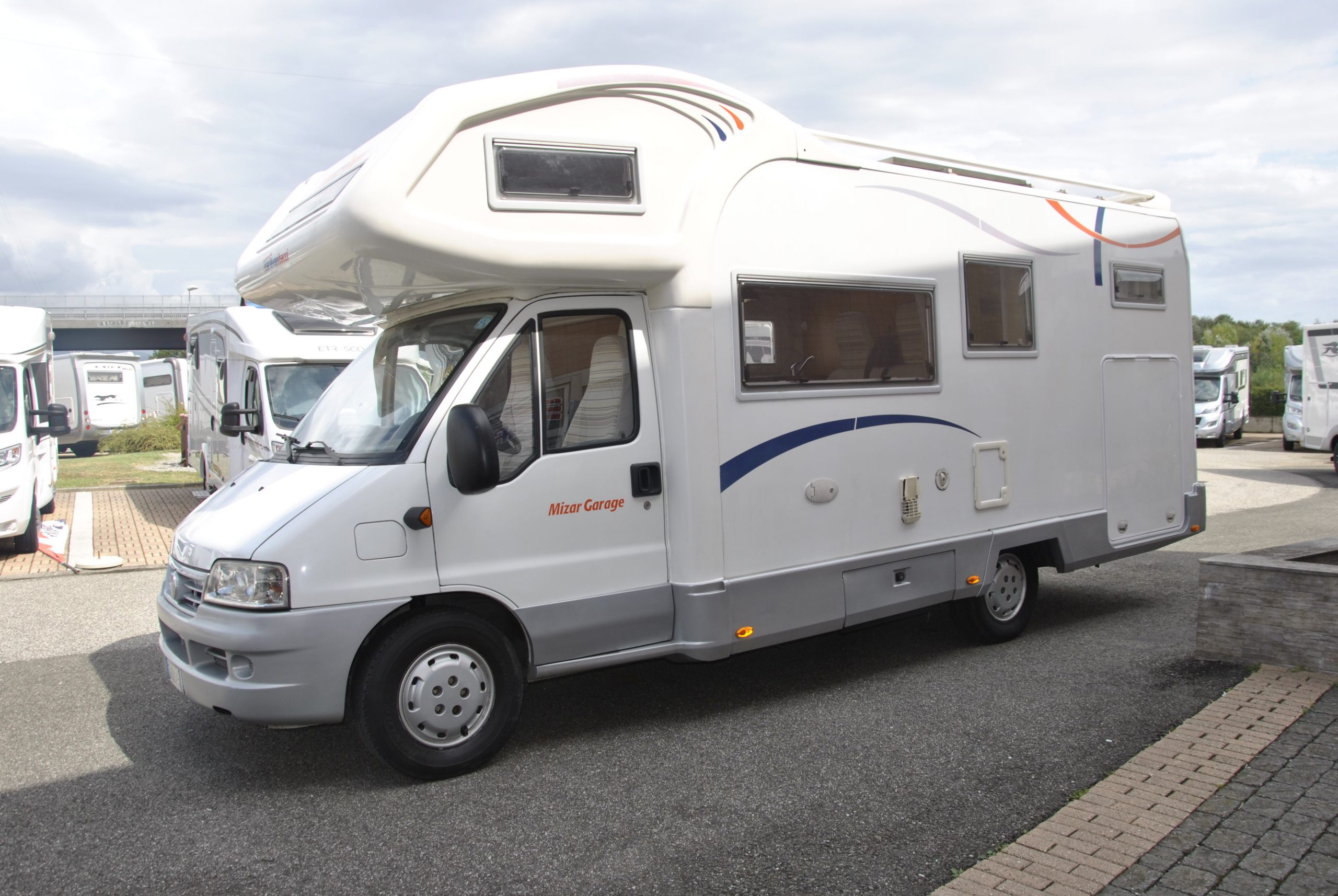 Camper Mansardato CI Mizar Garage - Caravanbacci