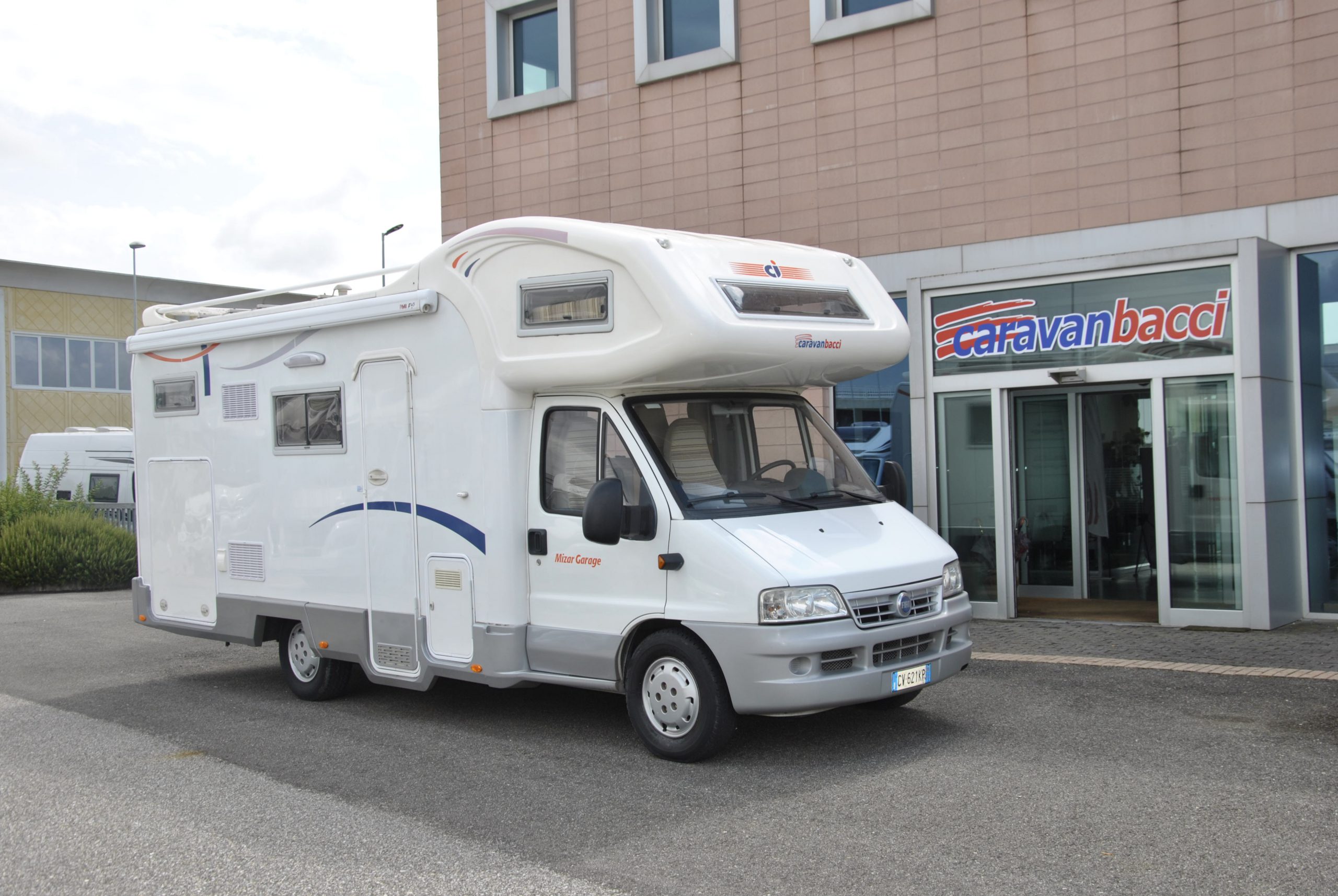 Camper Mansardato CI Mizar Garage - Caravanbacci