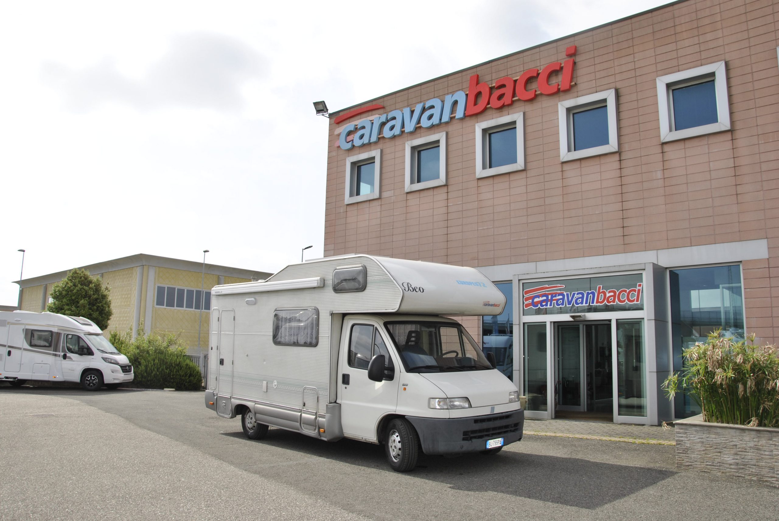 Camper Mansardato None Rimor Europeo 72 - Caravanbacci