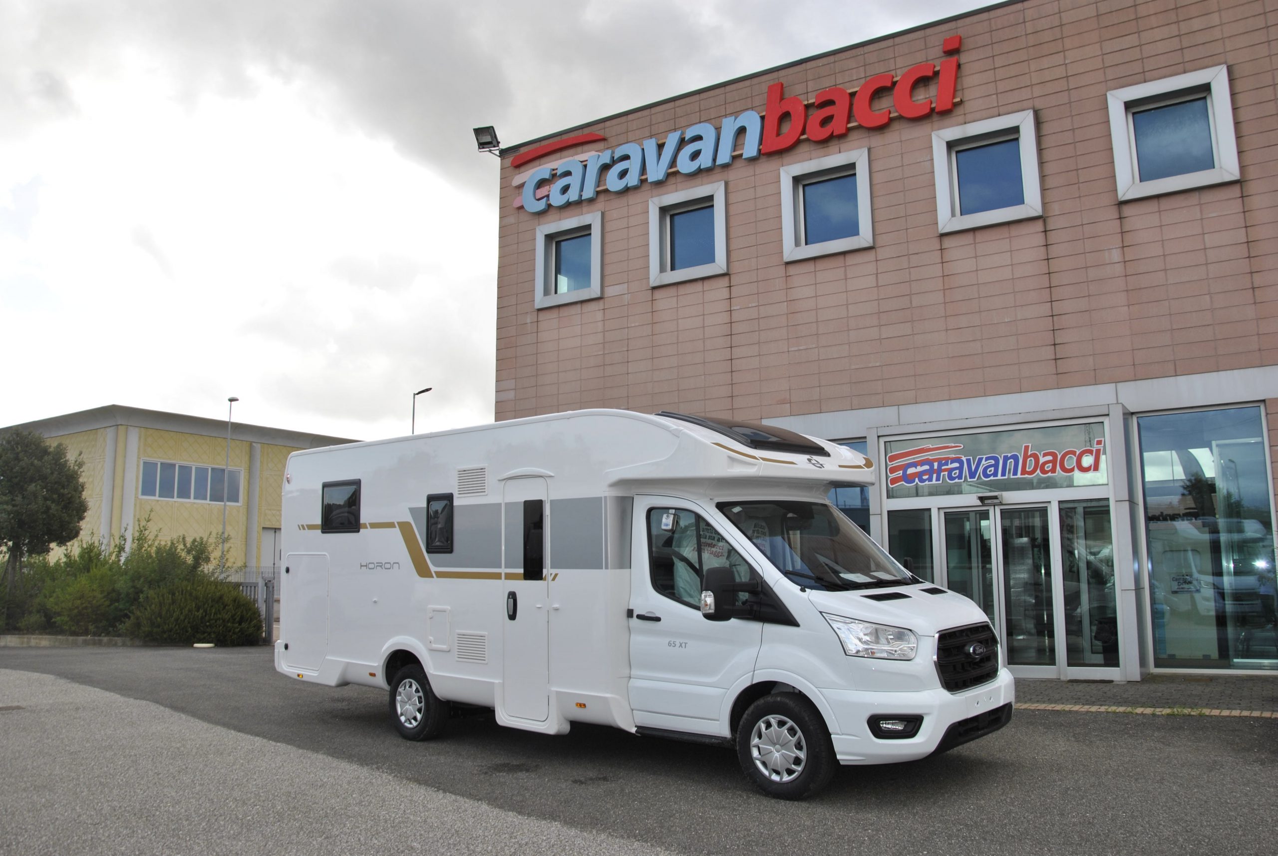 Camper Semintegrale CI Horon 65 XT - Caravanbacci