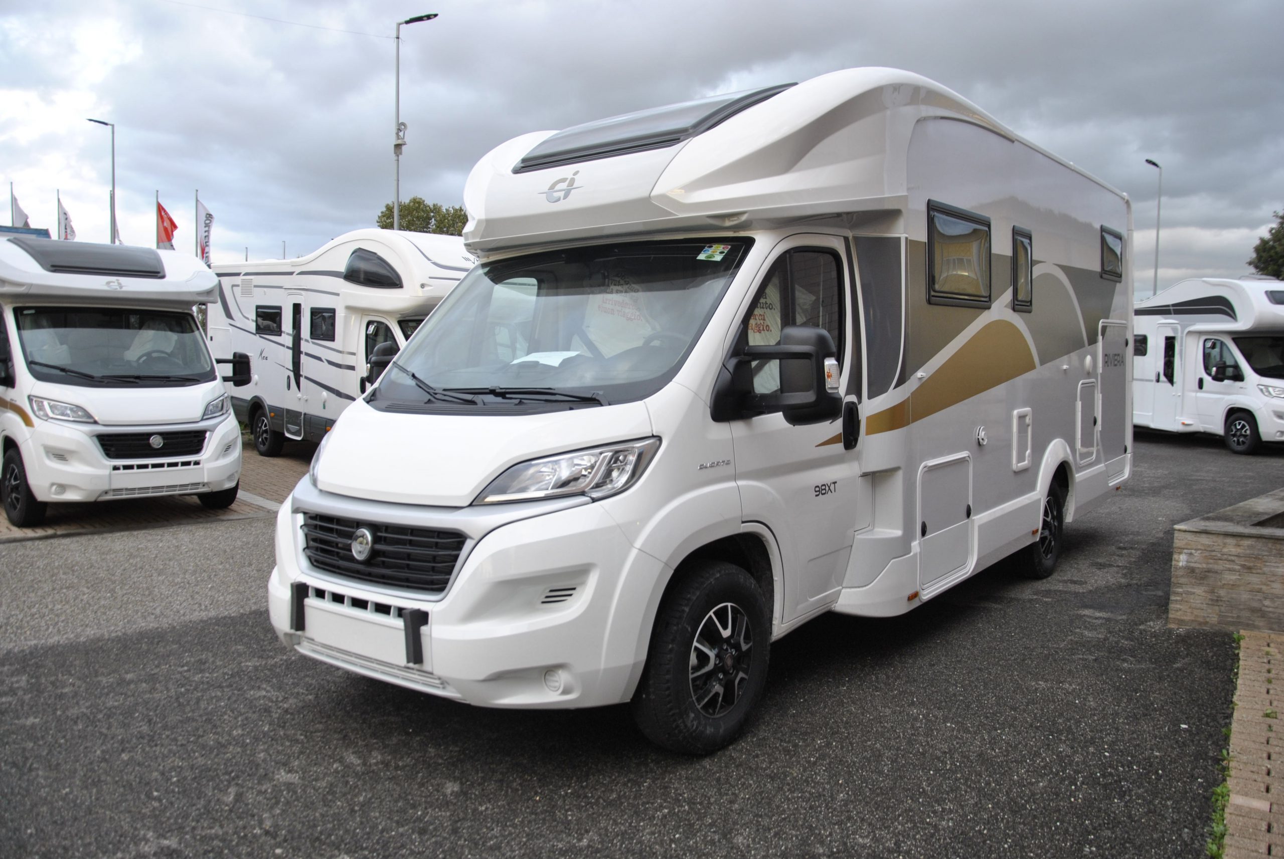 Camper Semintegrale CI Riviera 98 XT - Caravanbacci