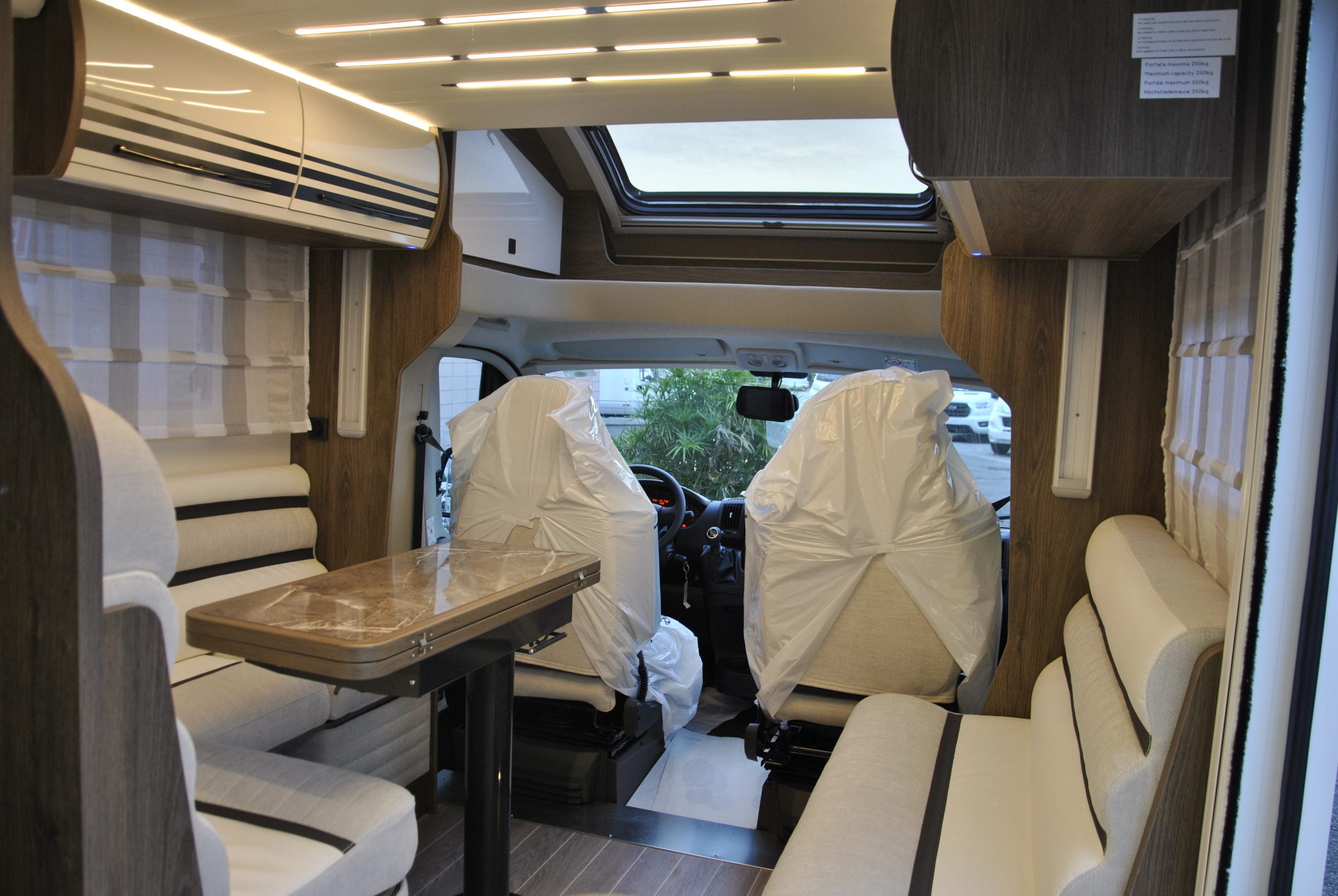 Camper Semintegrale CI Riviera 98 XT - Caravanbacci