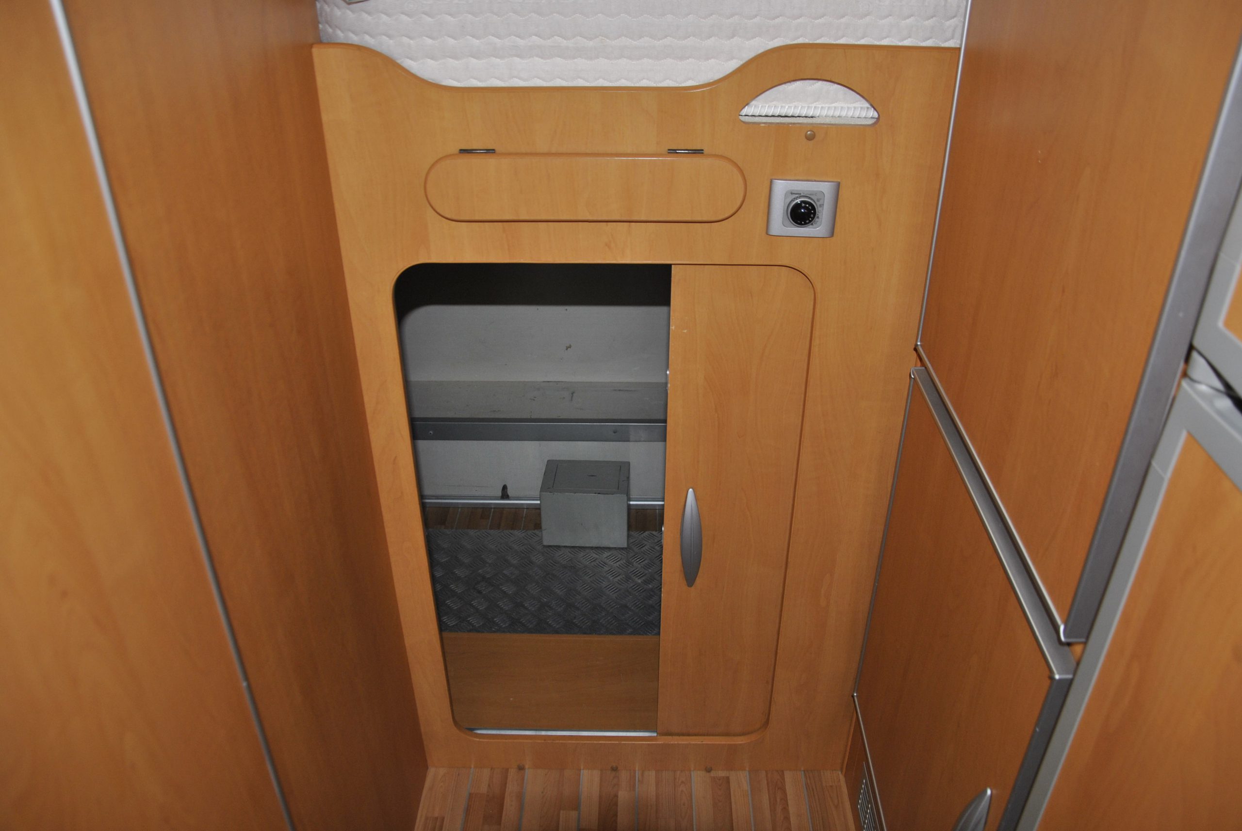 Camper Mansardato CI Riviera Garage - Caravanbacci