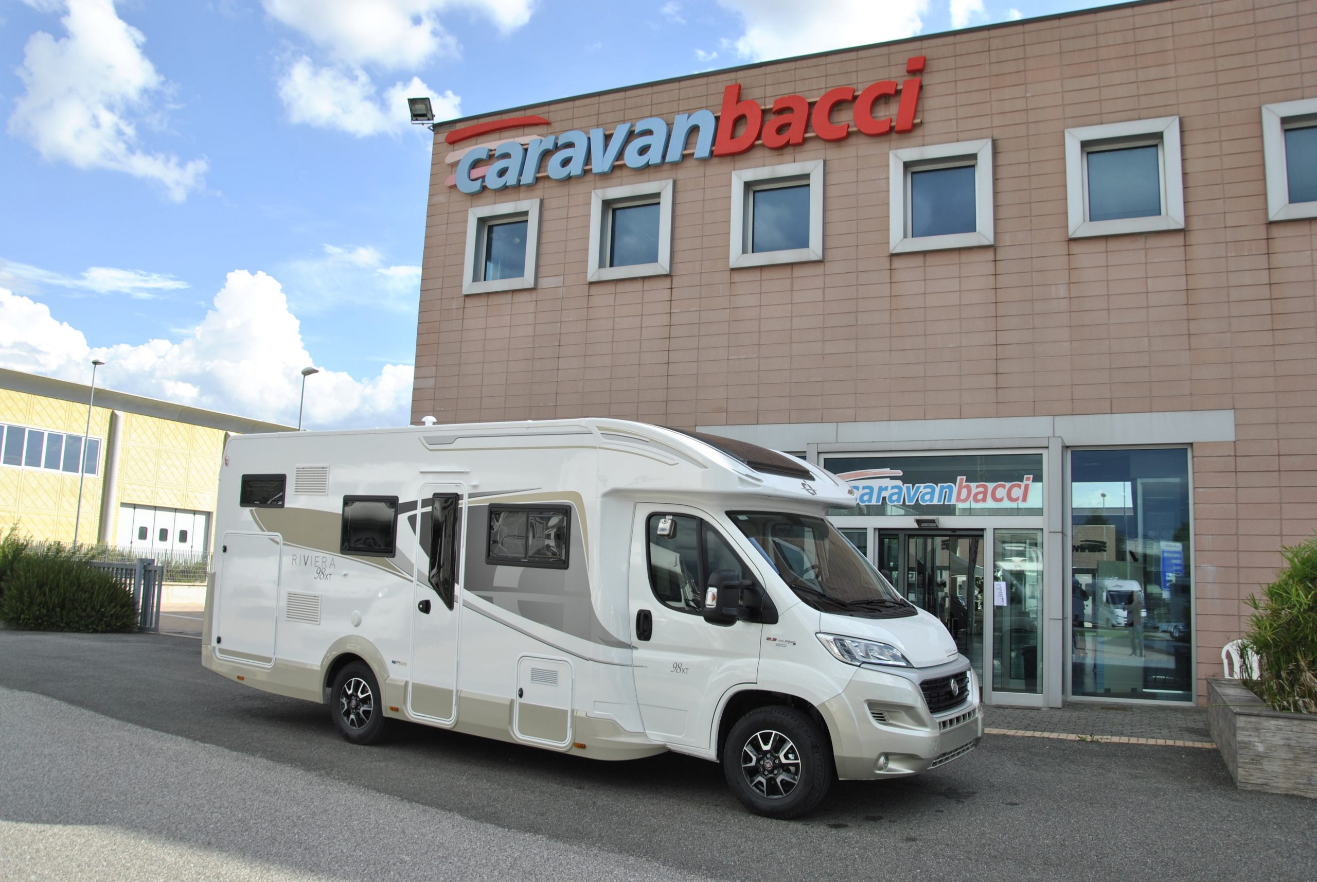 Camper Semintegrale CI Riviera 98 xt - Caravanbacci