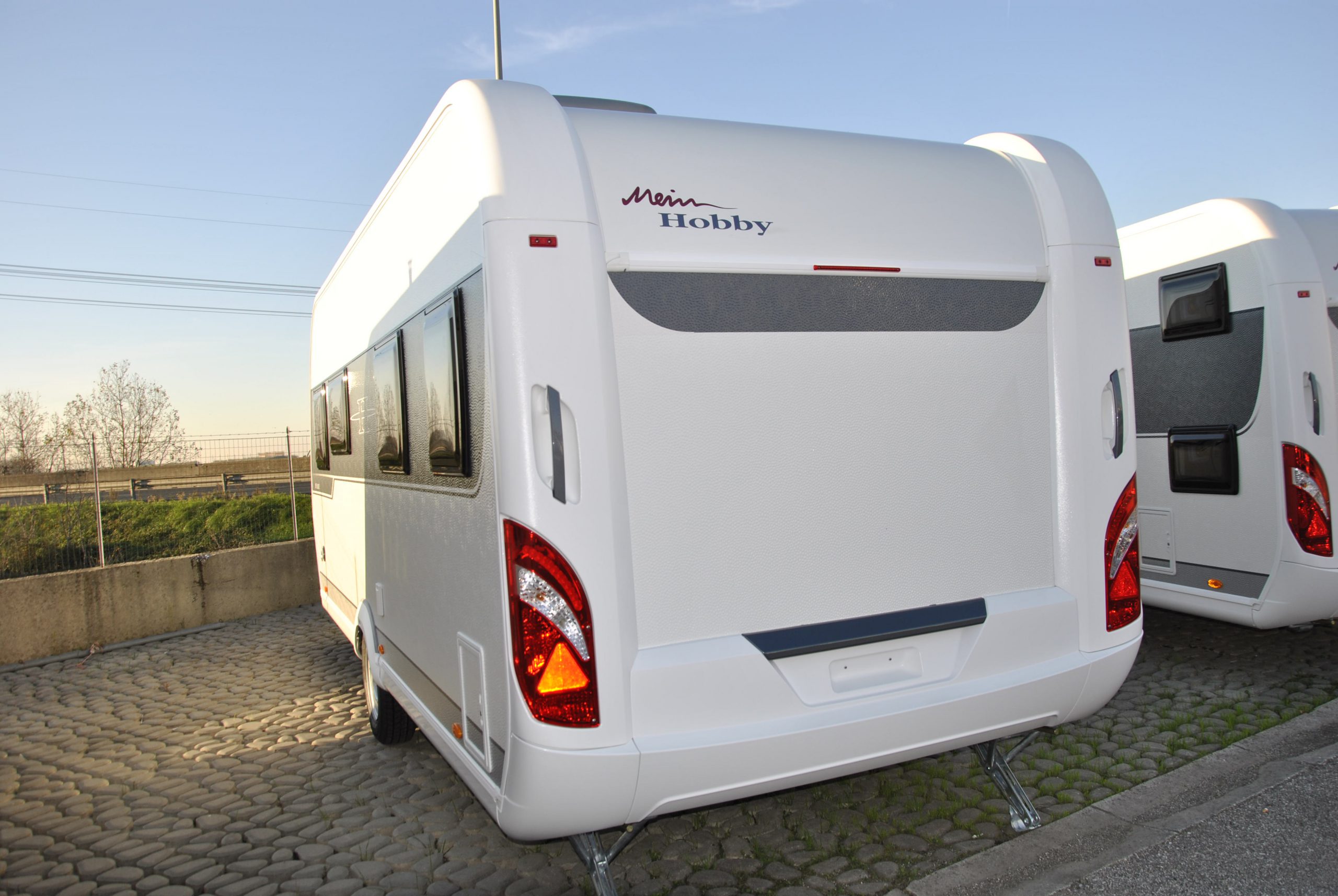 Camper Caravan/Roulotte Nuovo Hobby 495 Wfb De Luxe - Caravanbacci