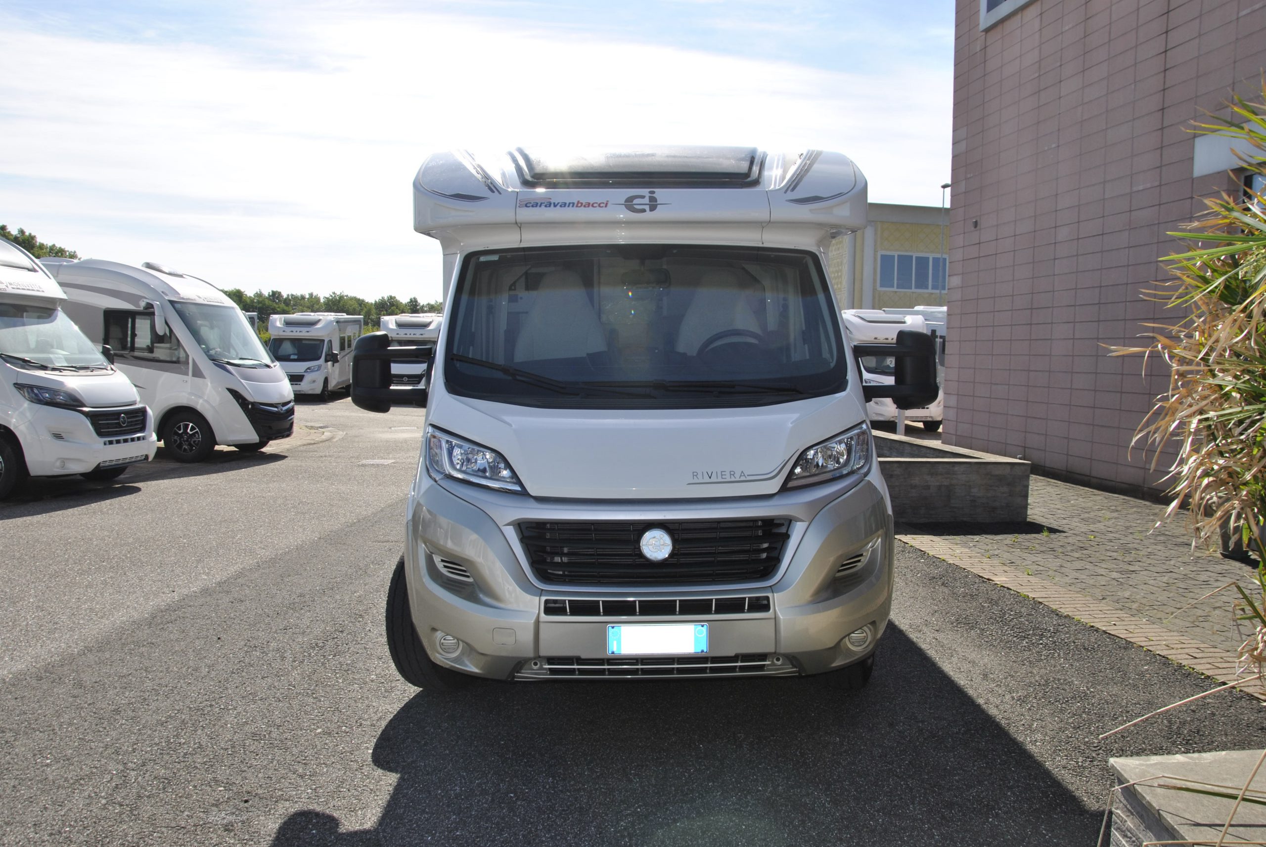 Camper Semintegrale CI Riviera 84 XT - Caravanbacci
