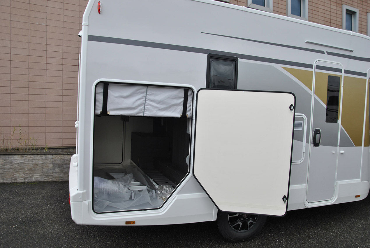 Camper Semintegrale Nuovo C. I. Magis 94 XT - Caravanbacci