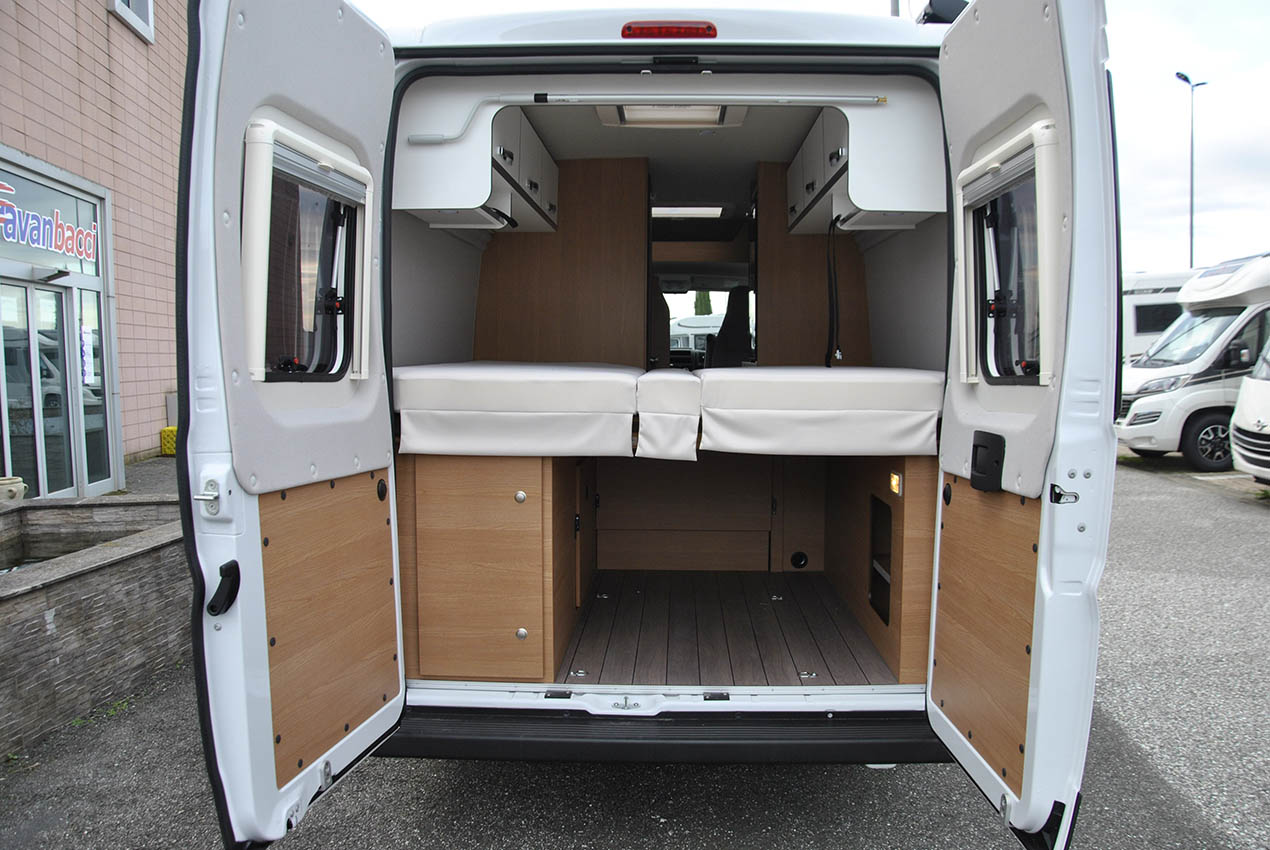 Camper Furgonato/Van Nuovo Weinsberg Carabus 630 ME - Caravanbacci