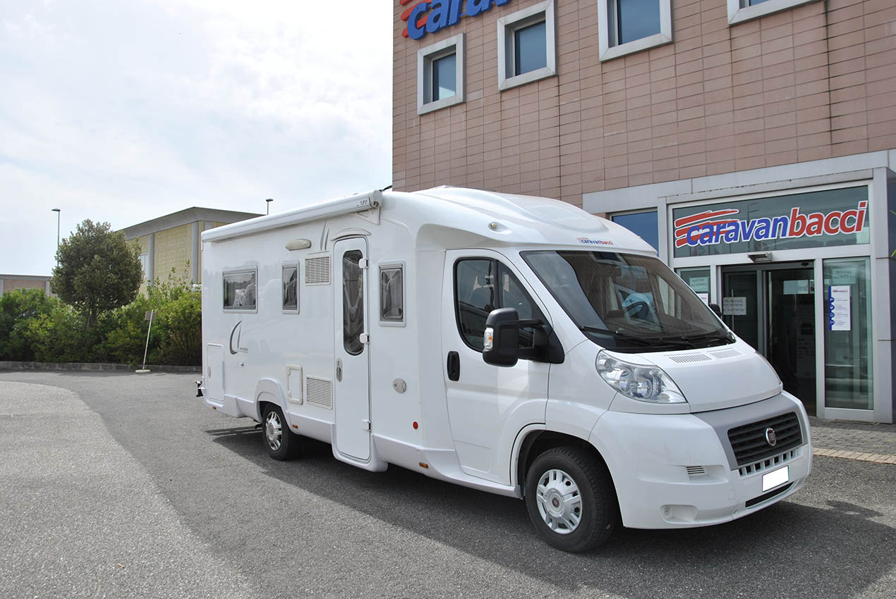 Camper Semintegrale Usato C.I. Riviera Elite P - Caravanbacci