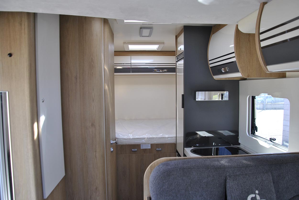 Camper Semintegrale Nuovo CI HORON 94 XT - Caravanbacci