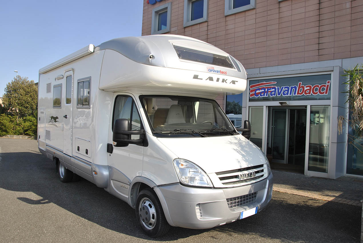 Camper Mansardato Usato Laika Kreos 3003 - Caravanbacci