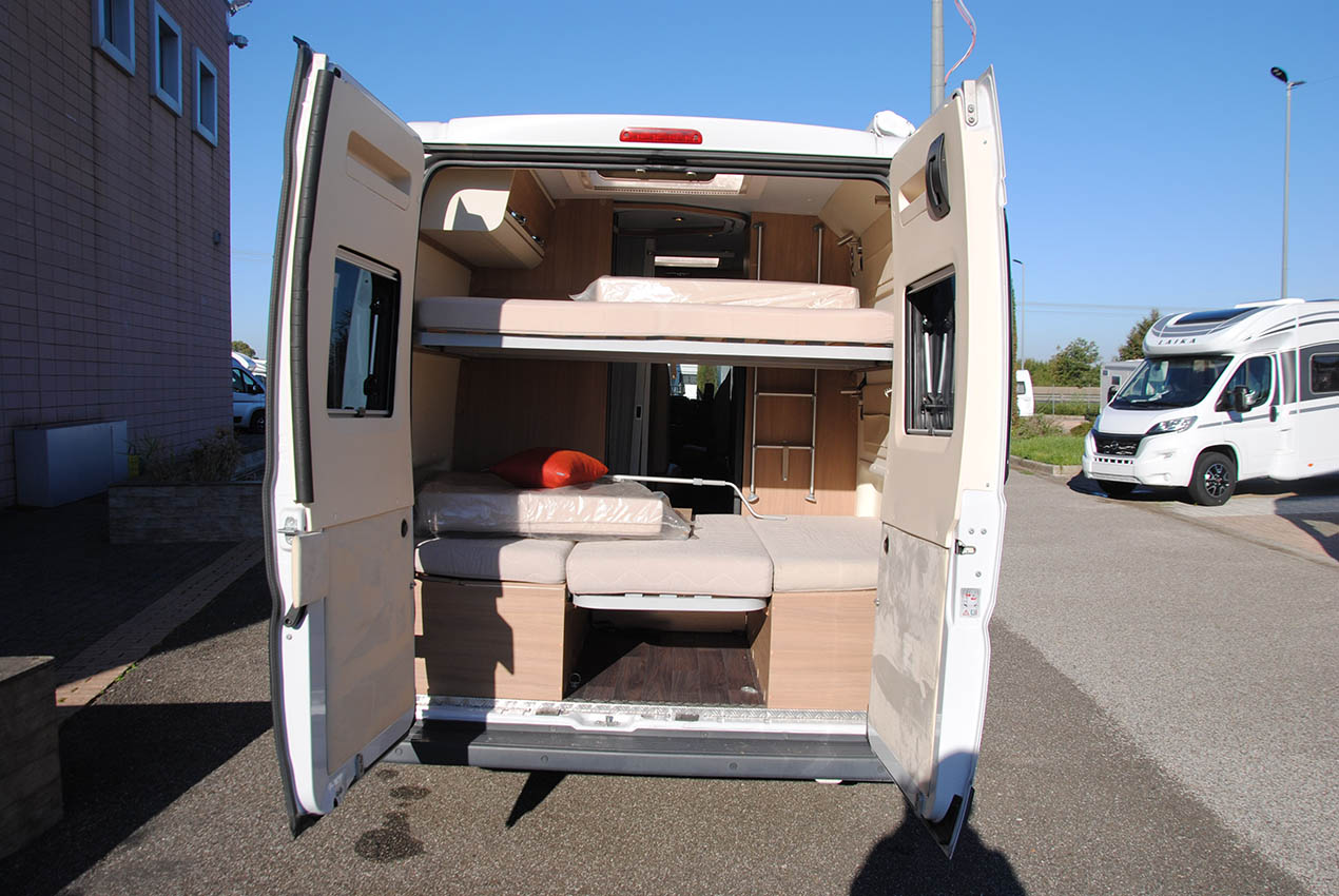 Camper Furgonato/Van Usato Adria Twin 600 SPB Family - Caravanbacci
