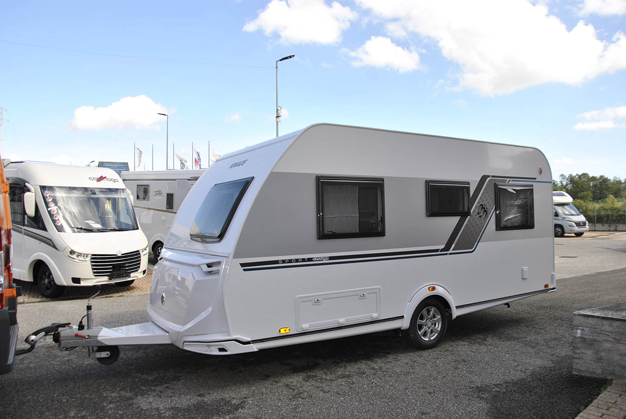 Camper Caravan/Roulotte Nuovo Knaus Sport 450 FU E-Power - Caravanbacci