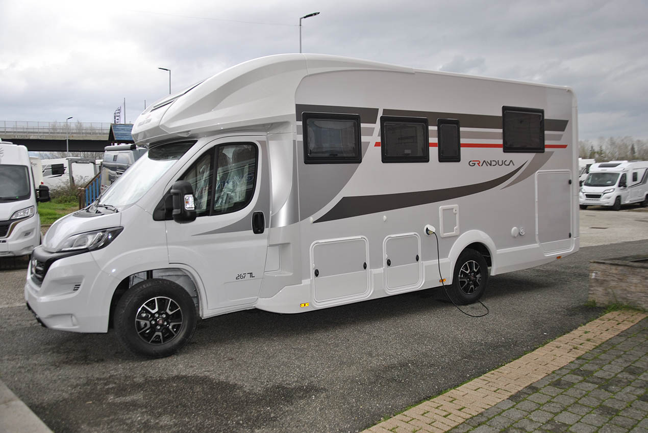 Camper Semintegrale Nuovo Roller Team Granduca 267 TL - Caravanbacci