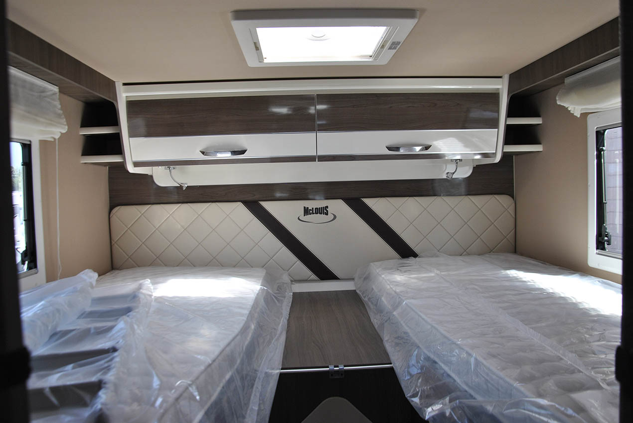 Camper Motorhome Nuovo Mc Louis Nevis 870 G - Caravanbacci