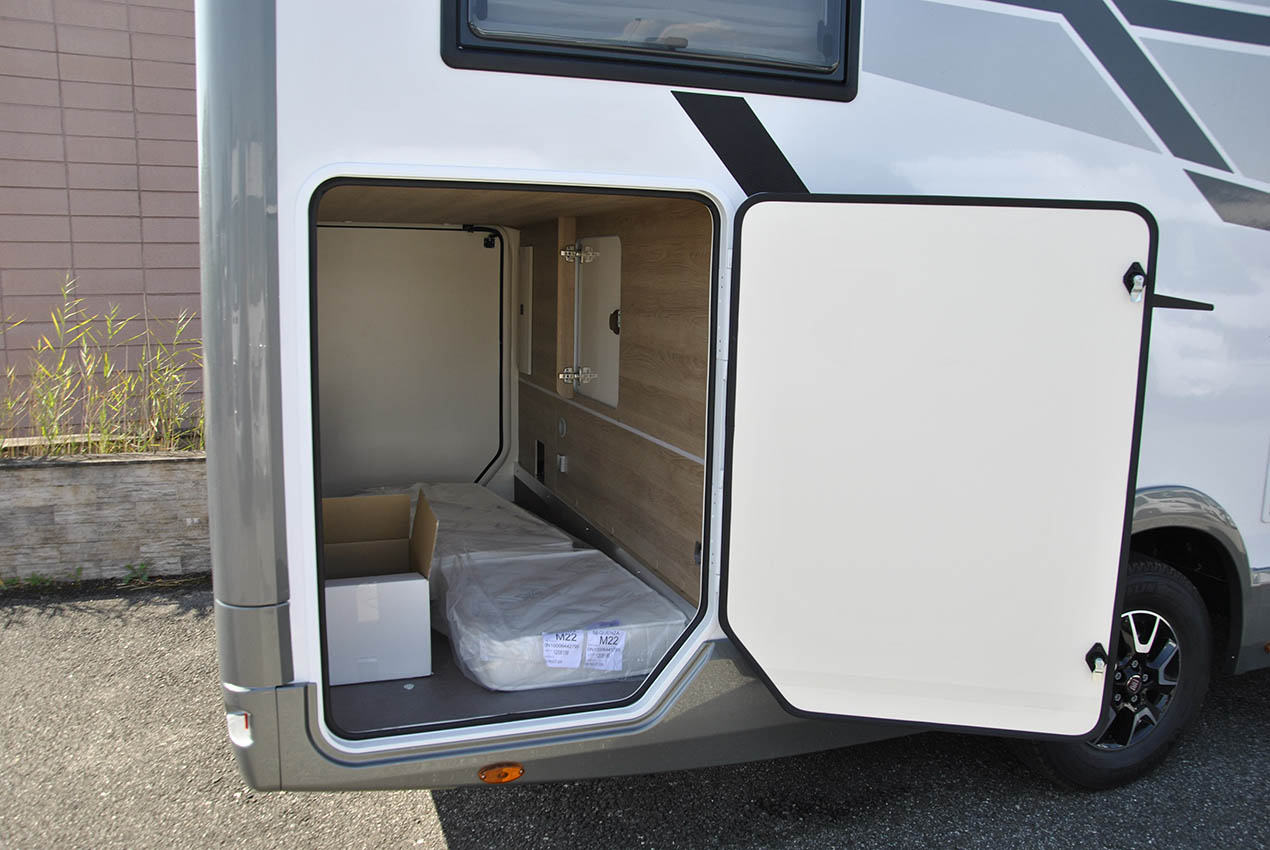 Camper Semintegrale Nuovo Mobilvetta Kea P 86 - Caravanbacci