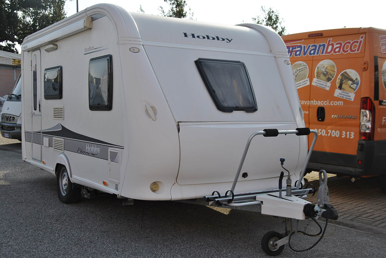 Camper Caravan/Roulotte Usato Hobby 410 SFE Excellent - Caravanbacci