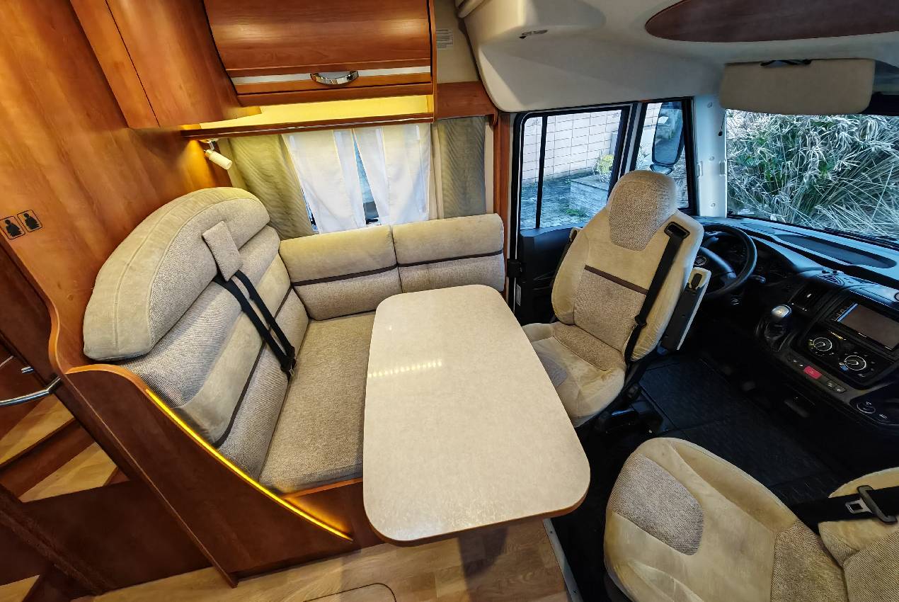 Camper Motorhome Usato Rapido 803 F - Caravanbacci