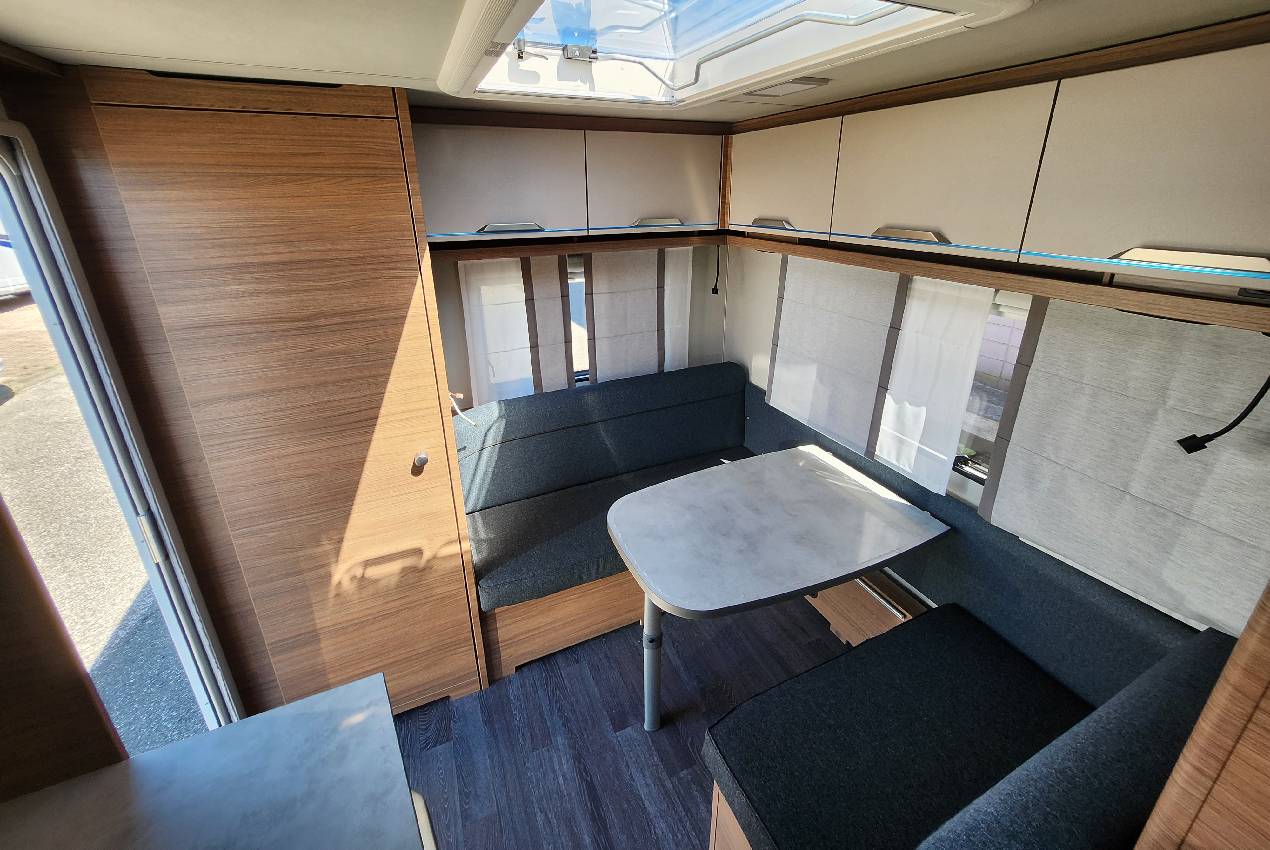 Camper Caravan/Roulotte Nuovo Knaus Sport 420 QD - Caravanbacci