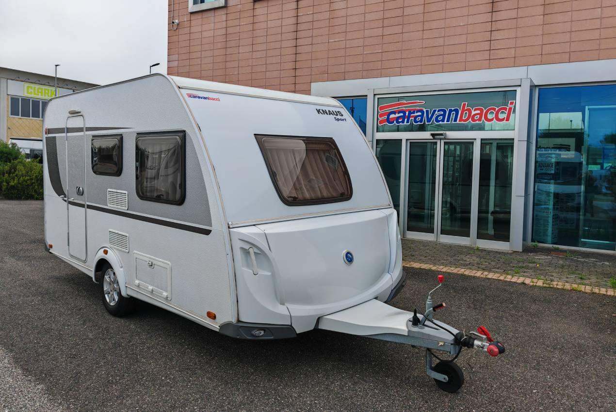 Camper Caravan/Roulotte Usato Knaus Sport 400 LK - Caravanbacci