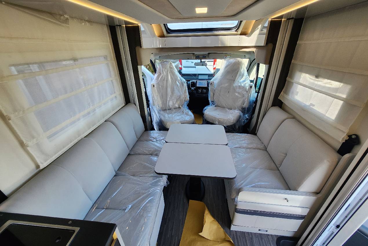 Camper Semintegrale Nuovo Mobilvetta Kea Kompakt 55 - Caravanbacci